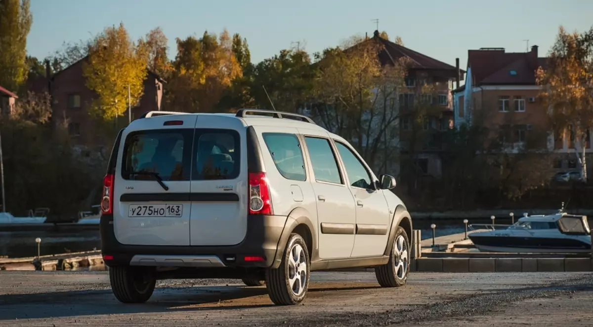 Кръстосана култура: Дългосрочно тестово задвижване Lada Largus Cross 23573_18