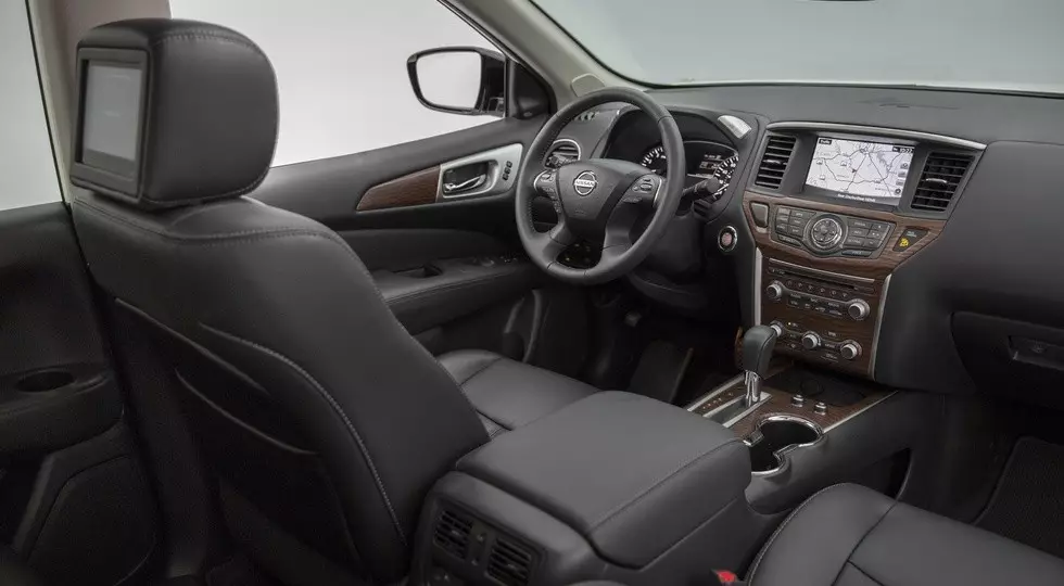 2017 Nissani Pathfinder.