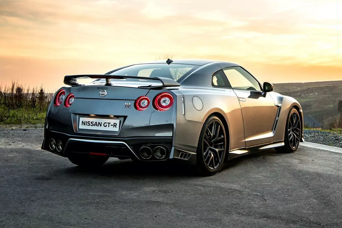 Nissan gt-r