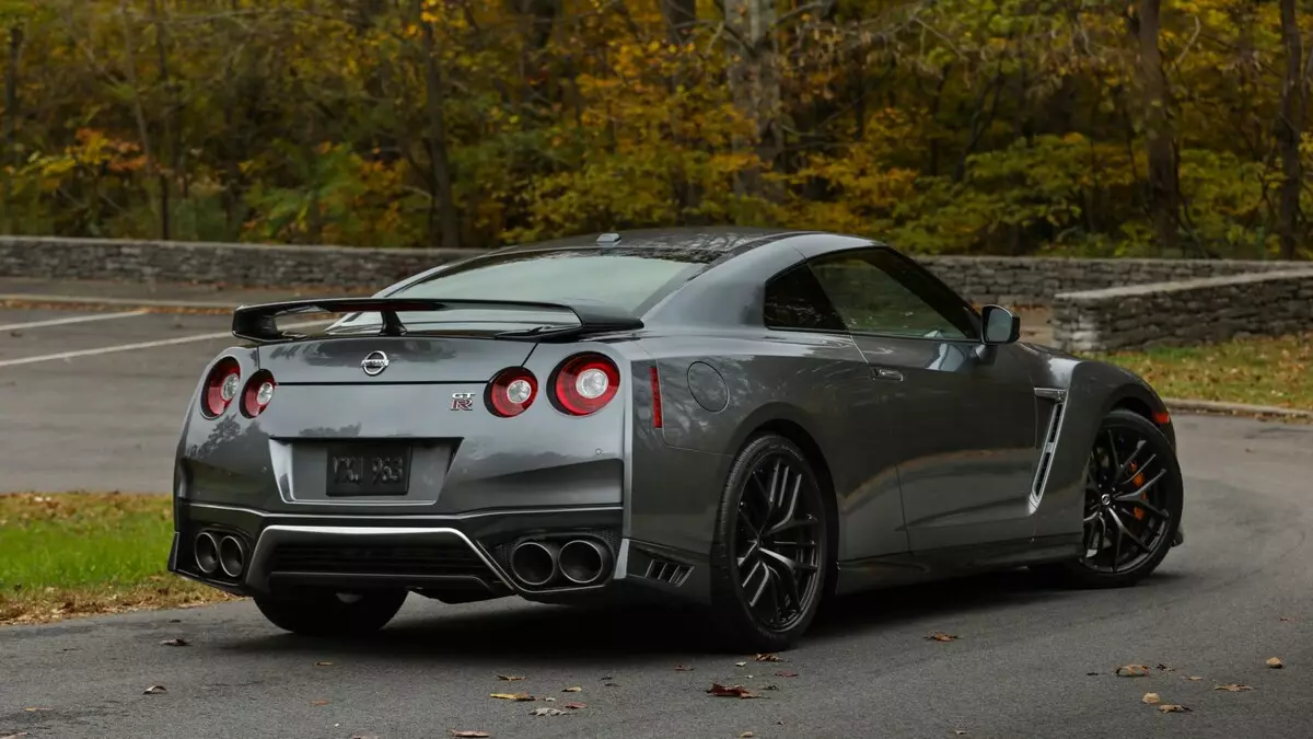 Nissan gt-r සැලකිය යුතු ලාභයක් 23597_4