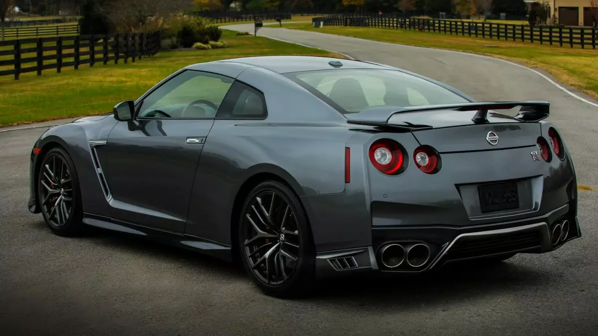 Nissan GT-R nke dị ọnụ ala dị ọnụ ala 23597_5