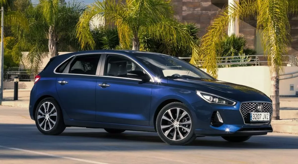 HYUNDAI_I30_44