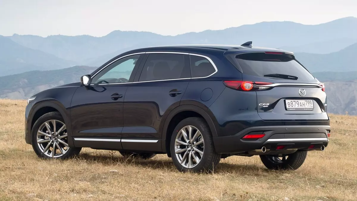 Mazda CX-9 Seresized Seribu bẹrẹ ni Vladivosk 23696_5