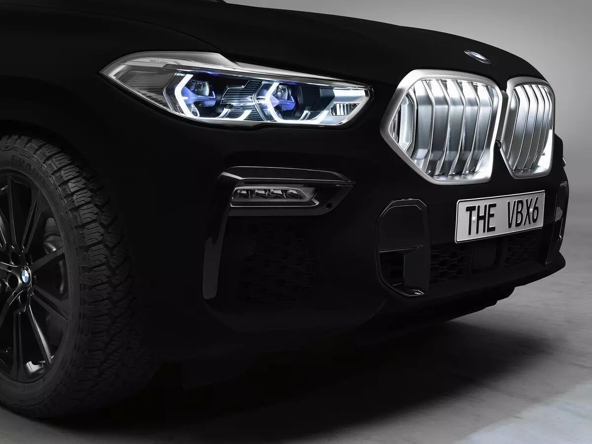 Night Night: New BMW X6 dipinto in un unico colore ad assorbimento della luce 23705_8