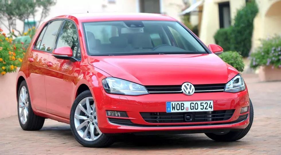 Sa litrato: Volkswagen Golf