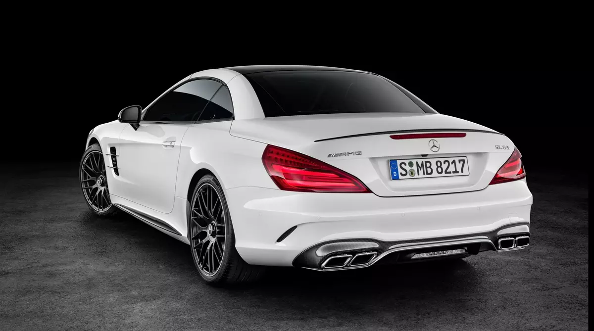 Mercedes-Benz SL het aan die première afgeklassifiseer 23837_4