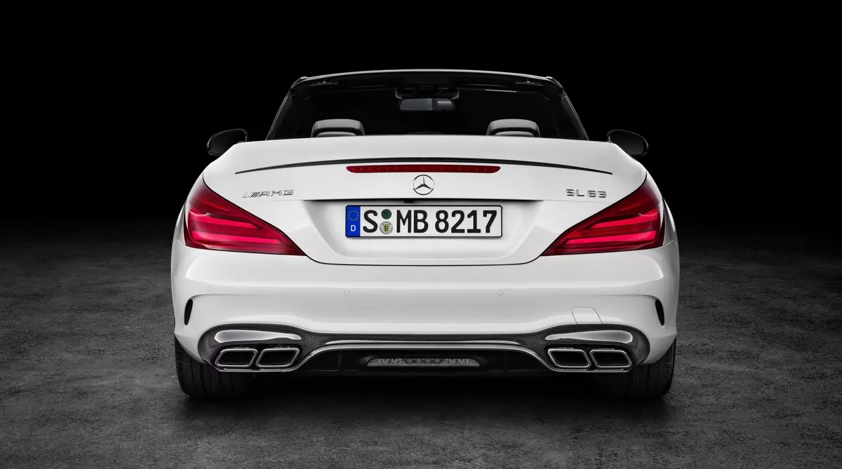 Mercedes-Benz SL het aan die première afgeklassifiseer 23837_5