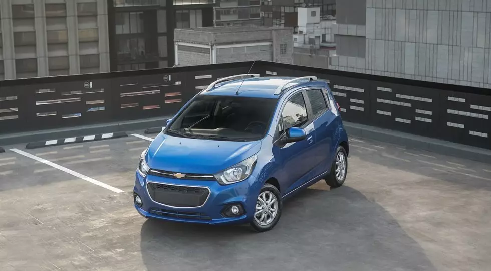 Chevrolet trae ao mercado Spark Antigo xeración con novo deseño 23936_1