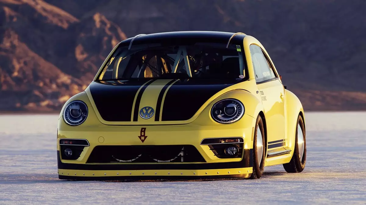 ក្រុមហ៊ុន Volkswagen beetle depused នៅលើ Bonneville ក្នុងល្បឿនកំណត់ត្រា 23950_2