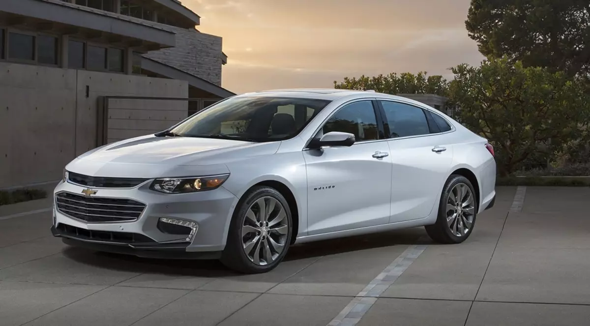 جدید Chevrolet Malibu رقابت رقبای خود را در قیمت و کلاس 23980_1