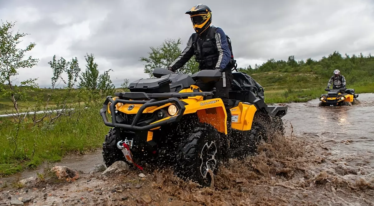 Қымбатты және батылдық - Moto журналистінің жұмыс күндері туралы 239_4