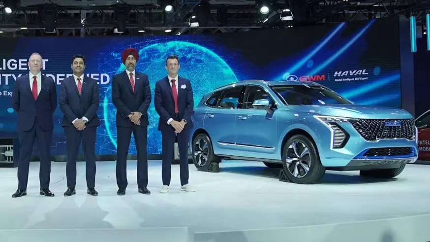 Unexpected Premiere HAVAL: Requalued Hybrid Concept H with serial prospects 24010_3