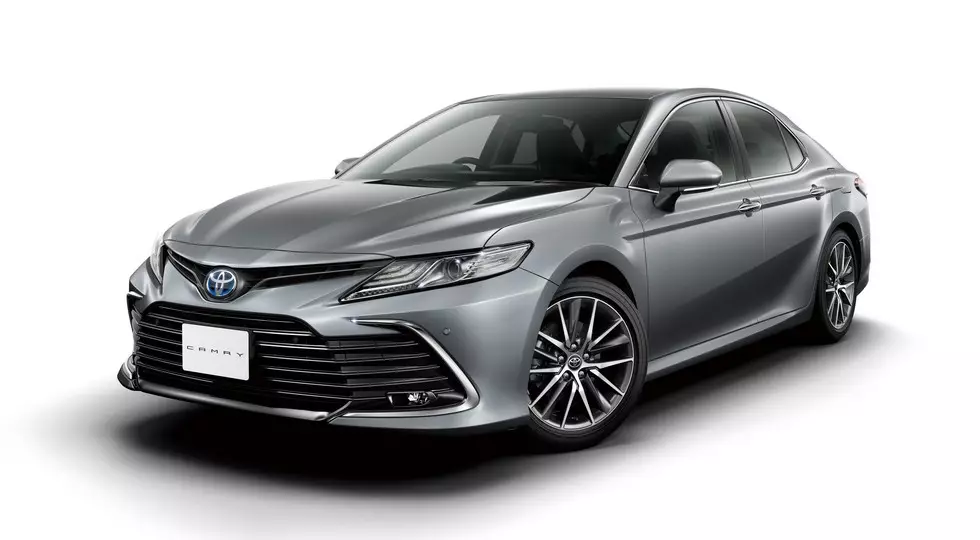 Cusbooneysiinta Camry Sean wuxuu ku bilaabmayaa Japan, mana ahan oo keliya astaanta Toyota 24016_1