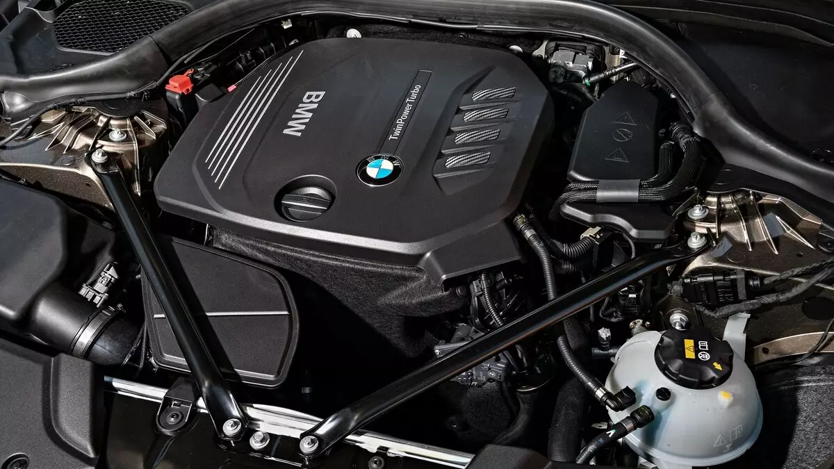 BMW 520D र कम्पनी: million मिलियन रूबलका लागि प्रतिष्ठित डिजेललाई एक प्रतिष्ठित डिजेल छनौट गर्नुहोस् 24067_45