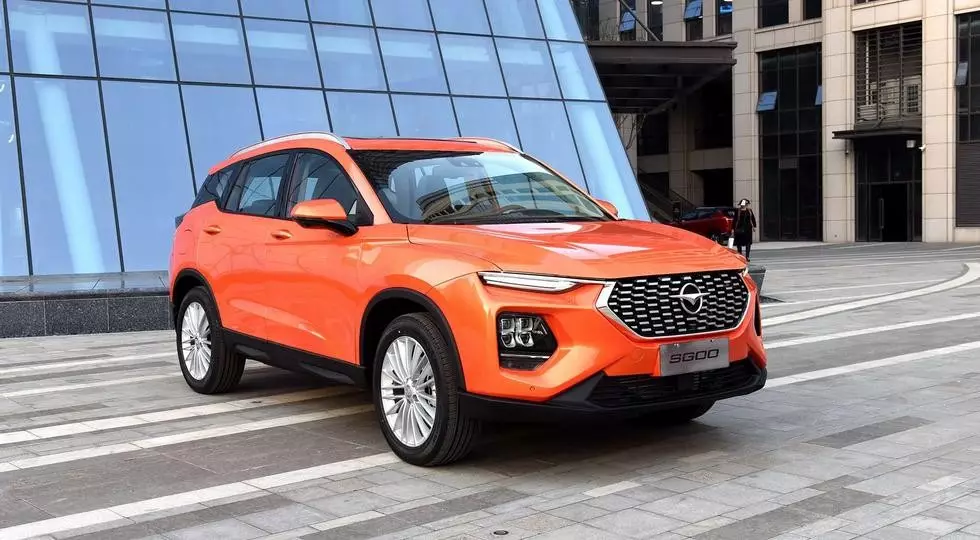 Kineski imitator nove Hyundai Santa Fe: vodeći u spasenju 24119_4