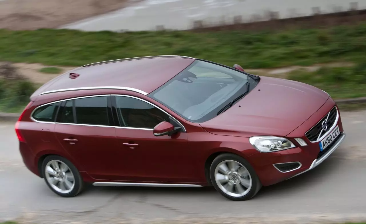 100,000 km na Volvo V60: Ntinyela usoro na sistemụ Liner 24141_2