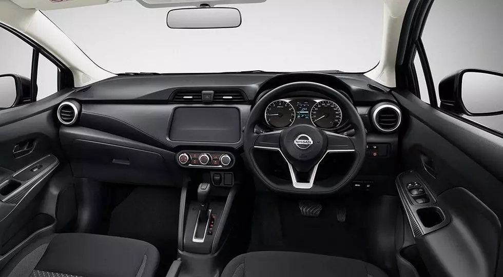 Kolejny Nissan Almera ze zmianą pokoleń przeniósł się do silnika turbo 24145_10