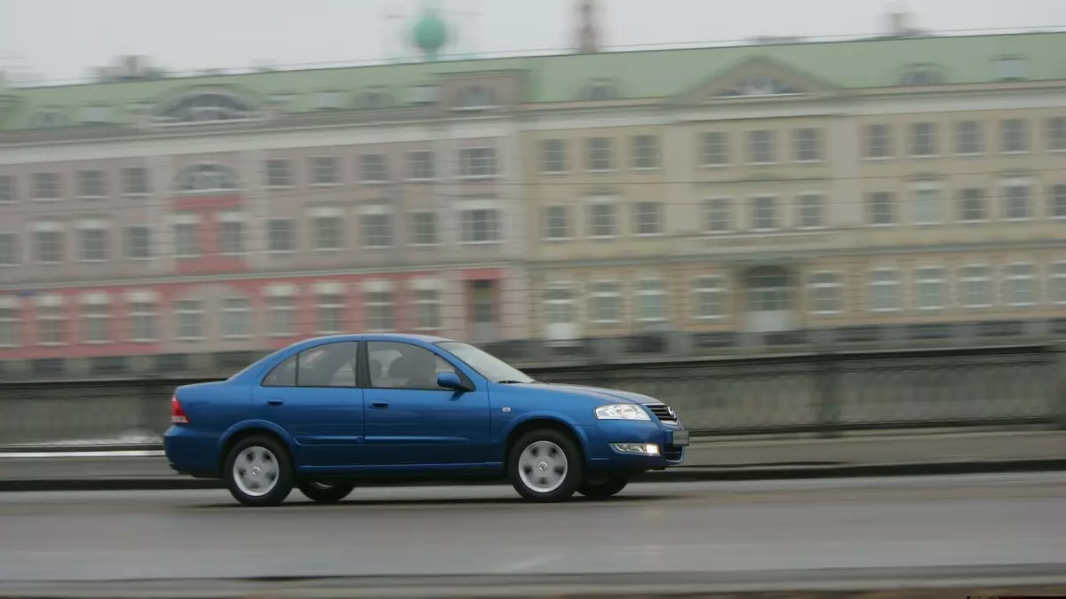 Sa Photo: Nissan Almera Classic '2006-12