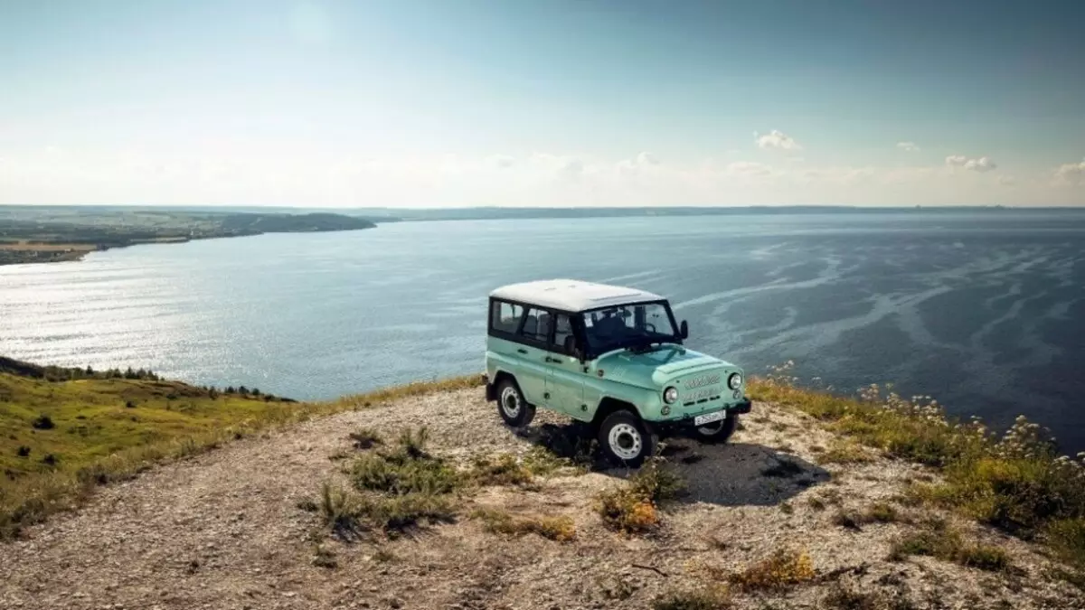 UAZ Hunter yıldönümünü kutladı 24182_5