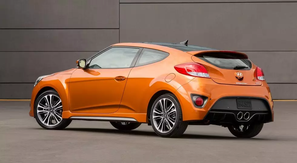 Асимметрия Хэтчбек Hyundai Veloster-2019: Биринчи сүрөттөр 24194_8