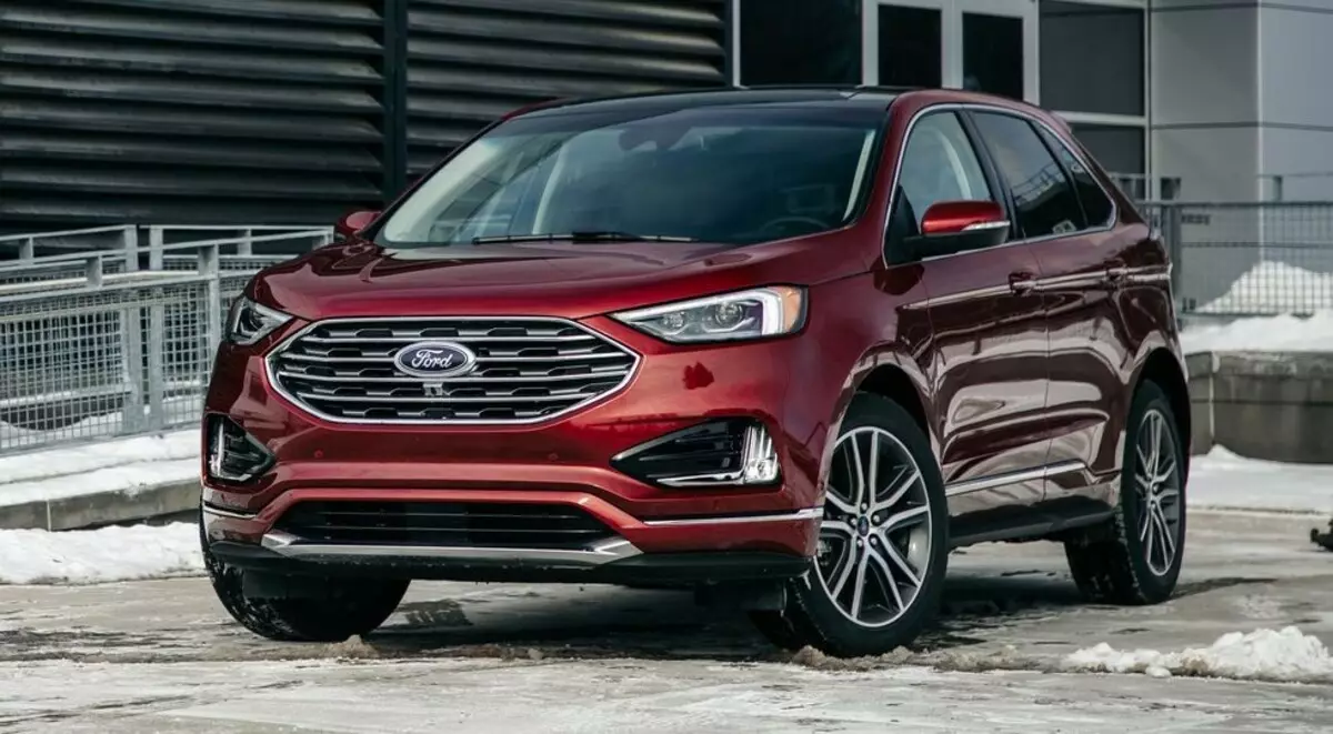 Ford Edge Crossover: Motherland - pakaian baru yang sederhana, di luar negara - Salun tutup 24199_9