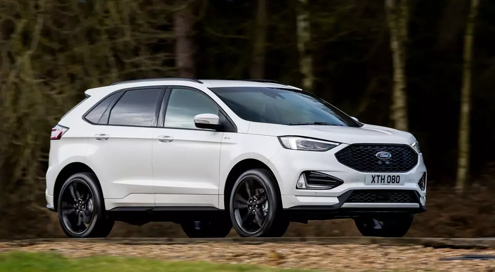 Ao amin'ny sary: ​​Nohavaozina Ford Edge St Line