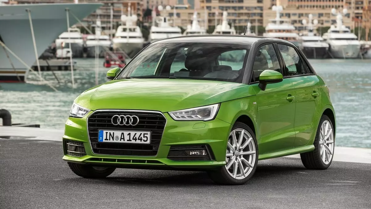 Audi osoitti uuden teaserin uuden A1: n 24319_1