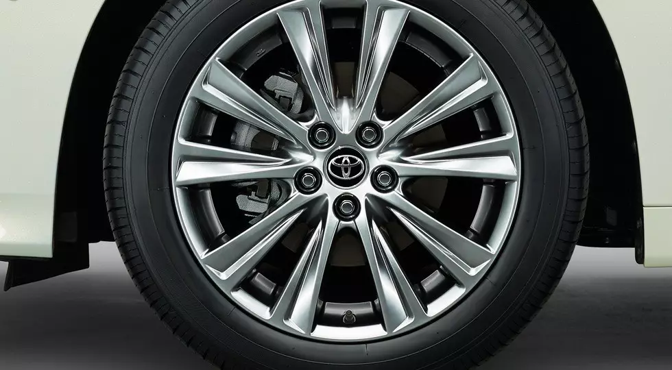 Toyota ngenalake versi aksara lan alfahat khusus lan vellfire 24507_4