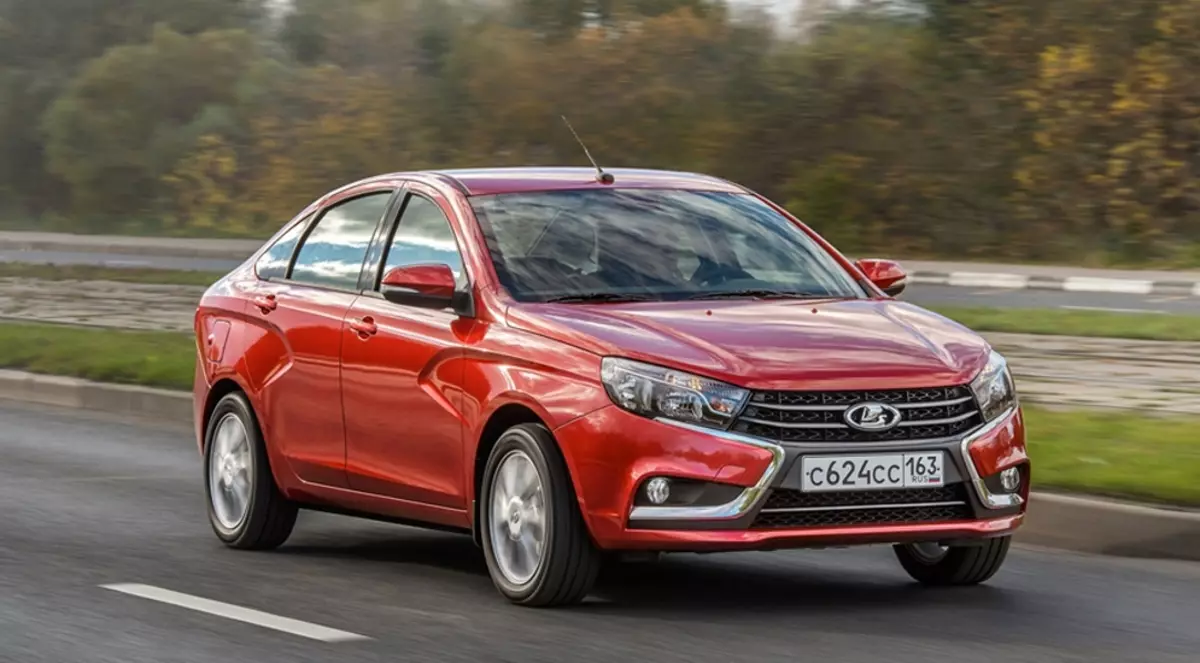 Lada Vesta and Xray will be a truck for 85% of officials 24526_1