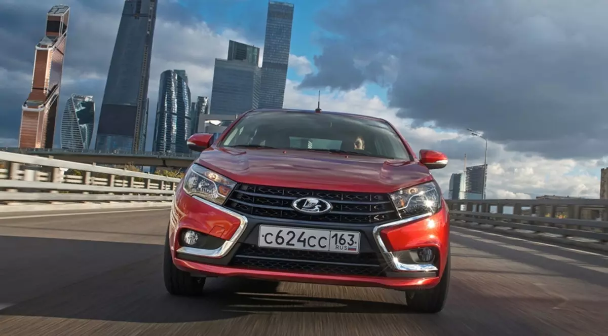 Lada Vesta és Xray lesz teherautó a tisztviselők 85% -a 24526_2