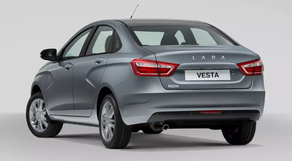 Die netwerk het foto Lada Vesta verskyn met twee-kleur liggaam 24540_4