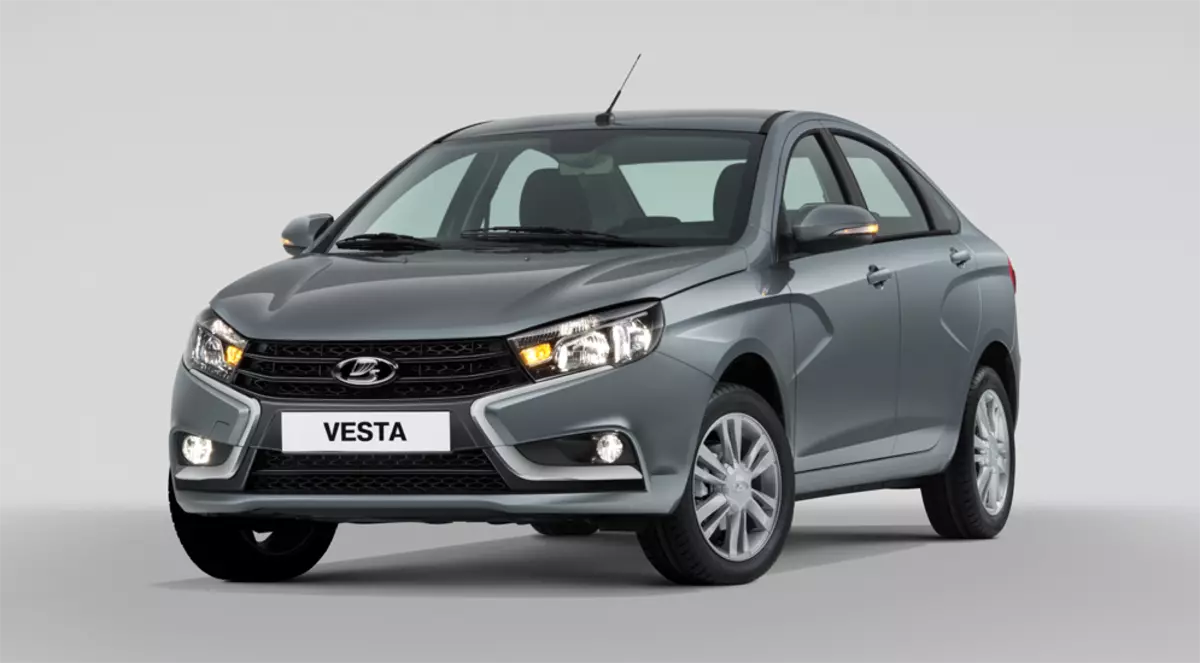 lada_vesta_gray_egray_exterior_016 (2) .PNG