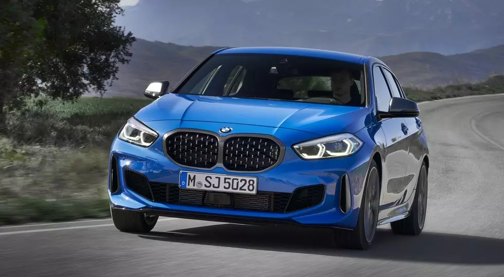 Uus BMW 1 seeria: nüüd esirattaveoga ja M-versioon on muutunud nõrgemaks 24620_14