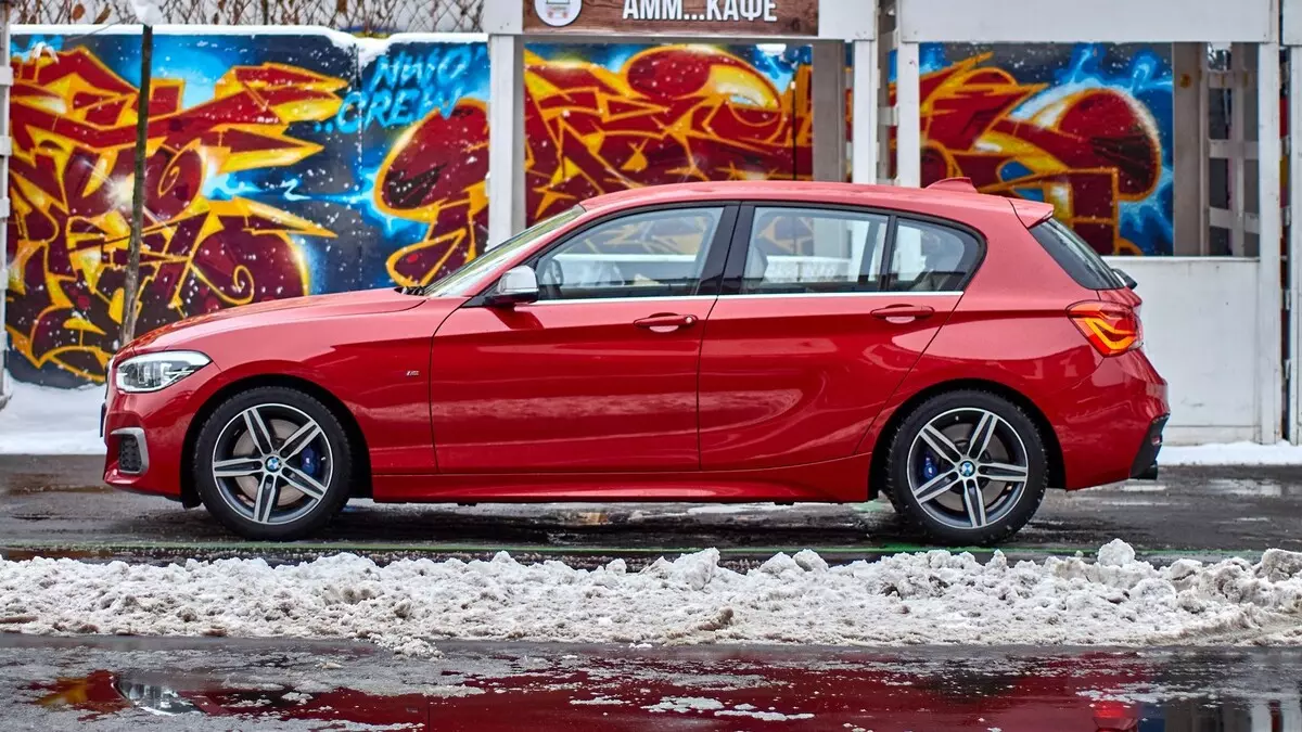 bmw_m140i_083 ។