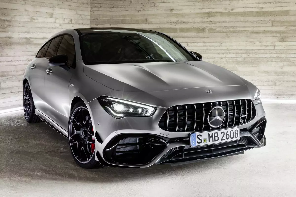 Європейська цінність: 421-сильний «сарай» Mercedes-AMG CLA 45 Shooting Brake 24682_11