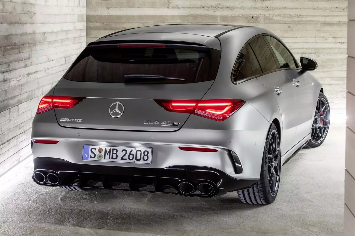 Європейська цінність: 421-сильний «сарай» Mercedes-AMG CLA 45 Shooting Brake 24682_12