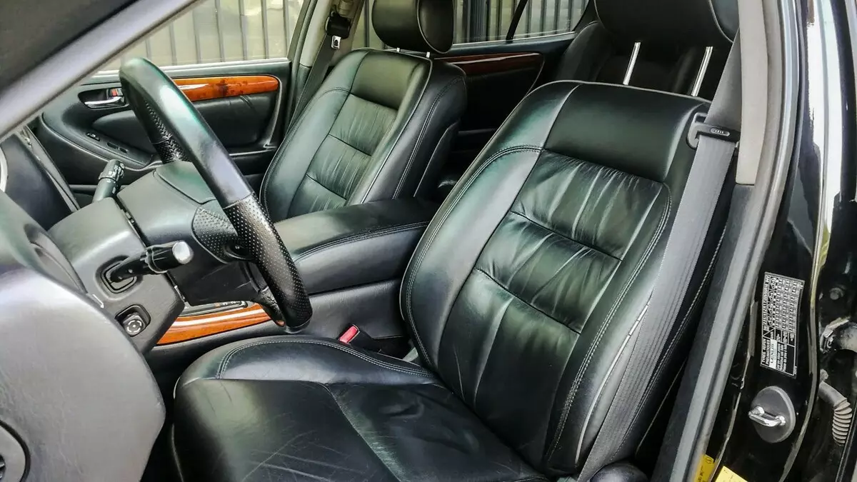 Lexus GS 300 II Front Seats