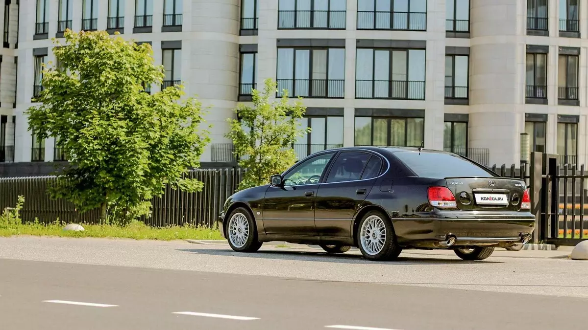 Lexus GS 300 II Rear