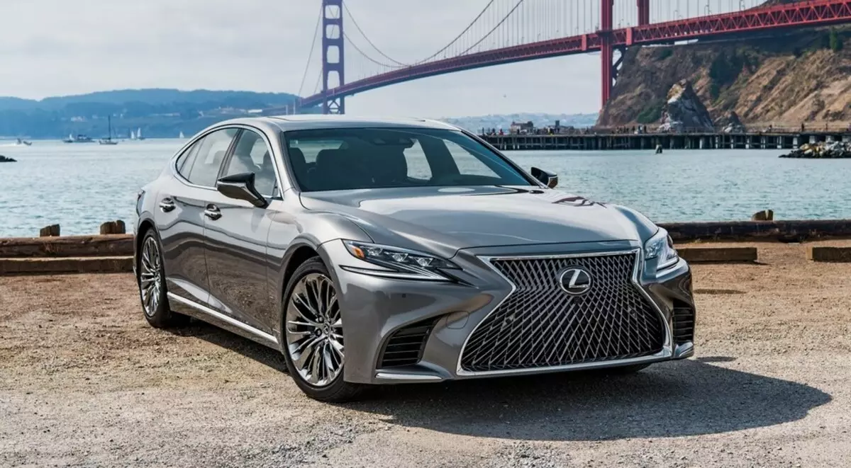 Lexus Ls è iniziato bene nel mercato russo, ma finora non ha mai raggiunto i 