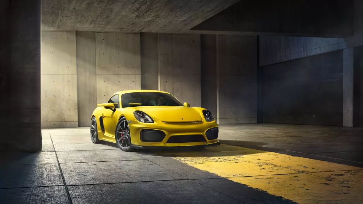 Porsche called Russian prices for the newly represented Cayman GT4 2483_9