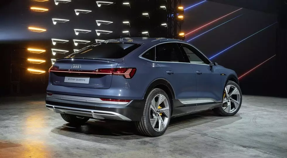 Առեւտրային խաչի Audi E-Tron Sportback. Ավելի քիչ գործնական, քան ընկեր, բայց երկարատեւ 24914_4