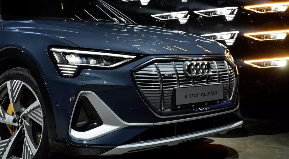 Առեւտրային խաչի Audi E-Tron Sportback. Ավելի քիչ գործնական, քան ընկեր, բայց երկարատեւ 24914_5