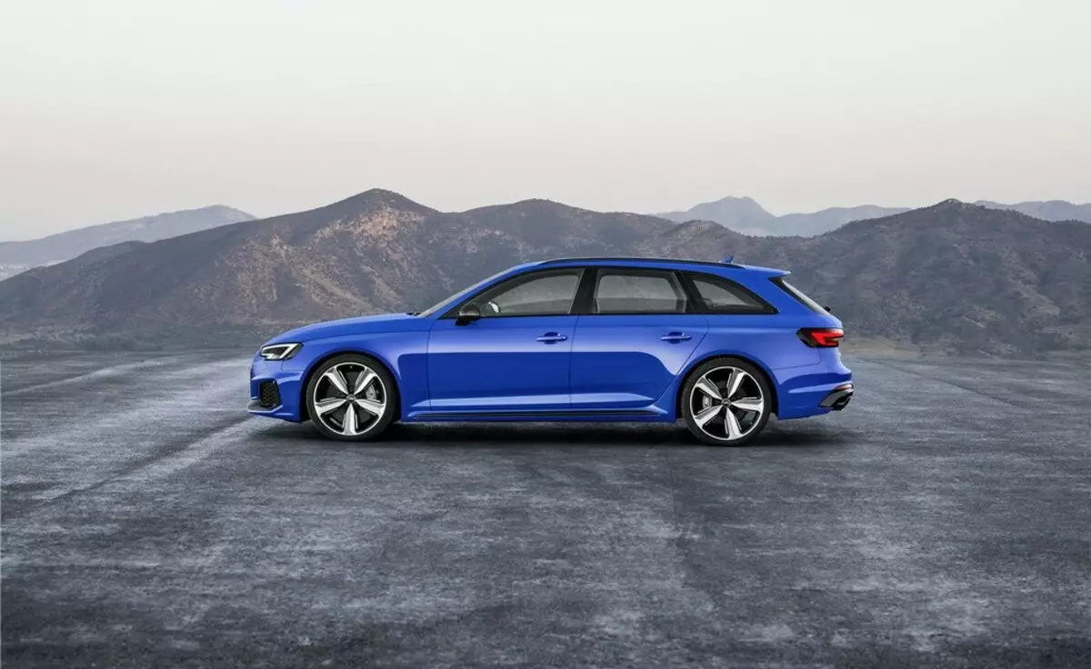 Verkoop Audi RS4 Avant is gestart in Europa tegen een prijs van 79800 euro 24964_2