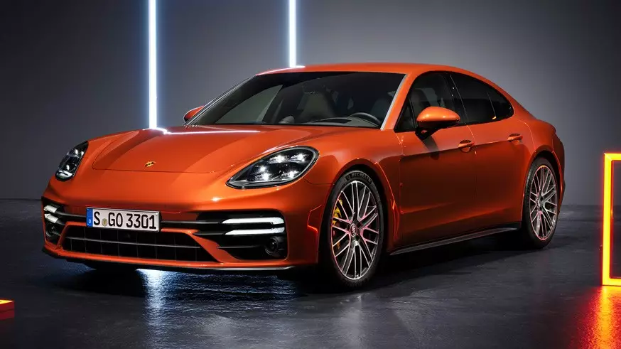 Porsche deklasifikuar 