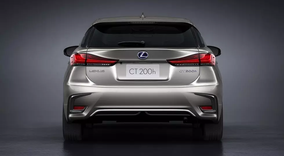 Before selling: Lexus updated CT 200h hatchback 25005_5