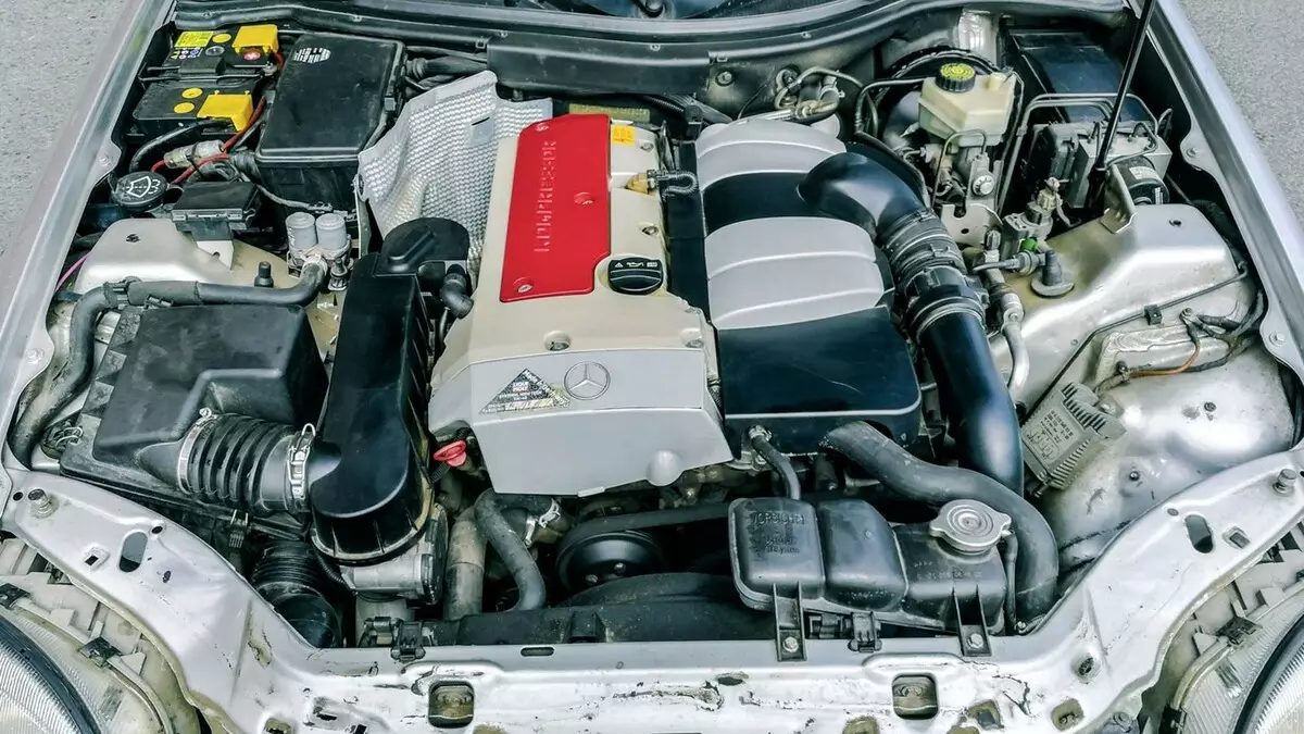 Mercedes-Benz SLK Engine