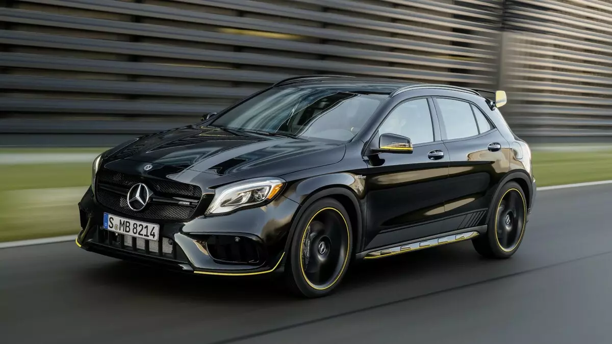 Mercedes kynnt í Detroit Crossover Gla 