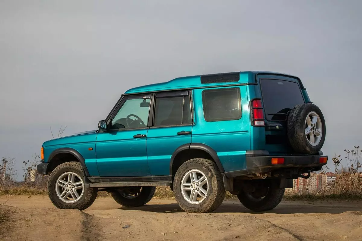 Land Rover Discovery 2 met kilometers: Lyding met hidroulika, vra moue en weerstandige diesel 25169_13