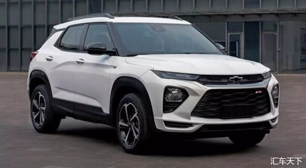 Փոխանցվել է Chevrolet Trailblazer- ին. Երկու տարբերակ «Սպորտի տակ» եւ Buick- ի հետ ռոդացիան 25203_6