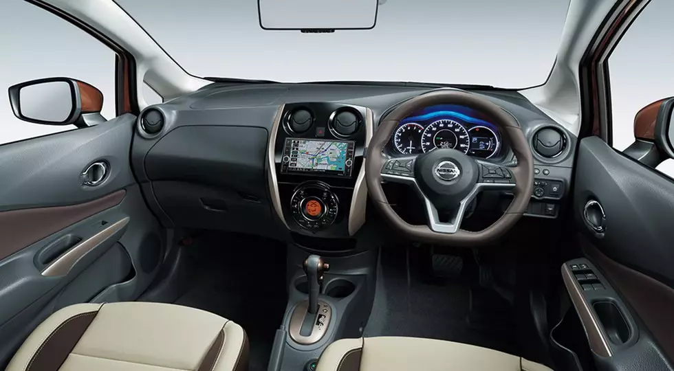 Նոր Nissan Note- ի տեսքը բացահայտվում է պրեմիերային: Հարազատների թվում, գուցե «երրորդ» լոգանը 25231_5